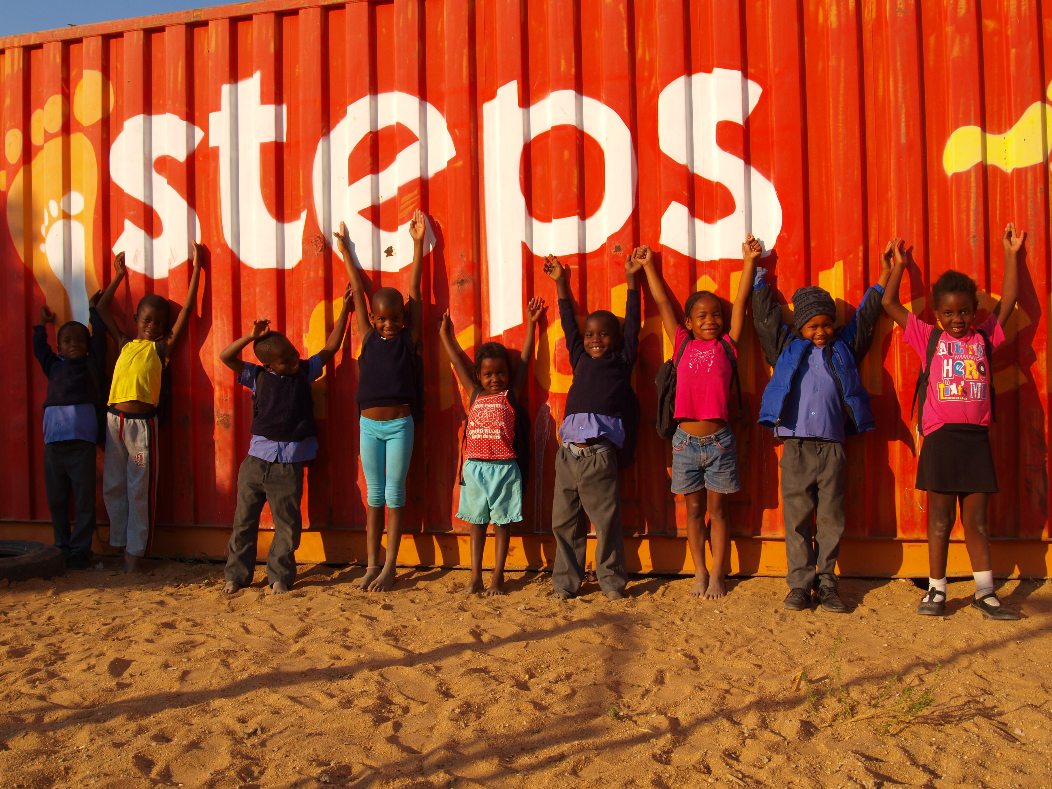 Wir feiern 10 Jahre steps for children - steps for children